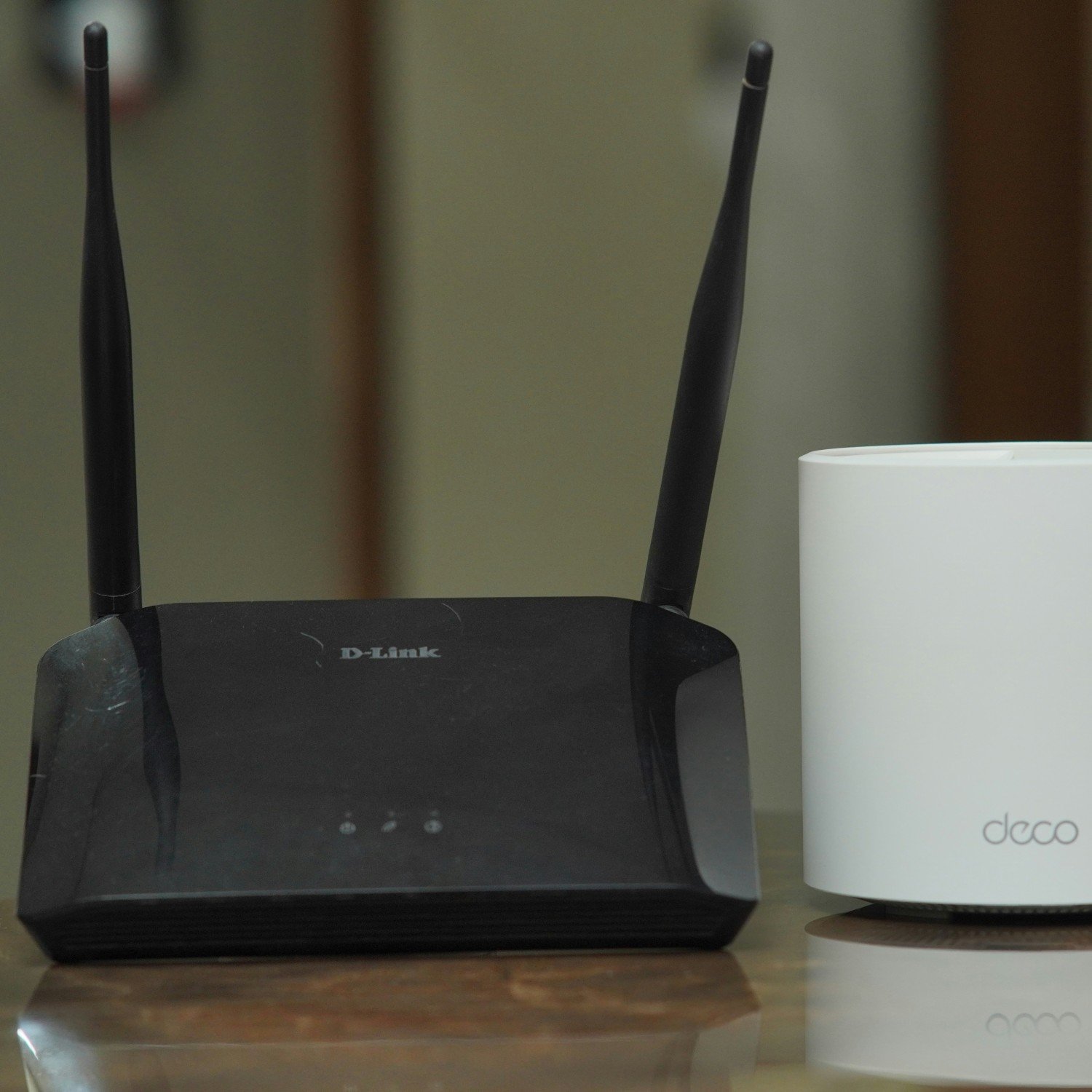 Can WiFi Extender Interfere With Router?